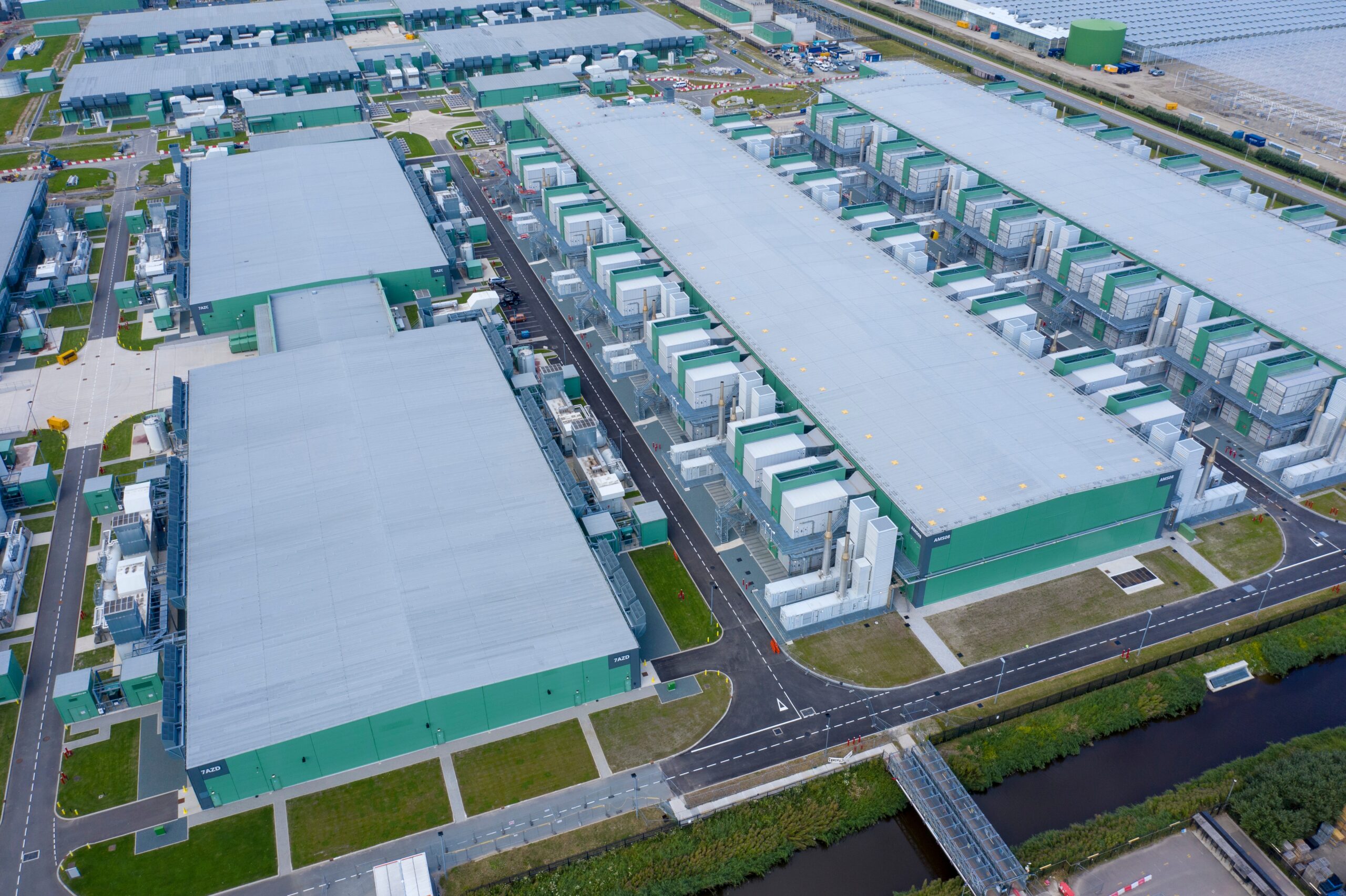 Microsoft protects data within the EU - Thingsdata.com